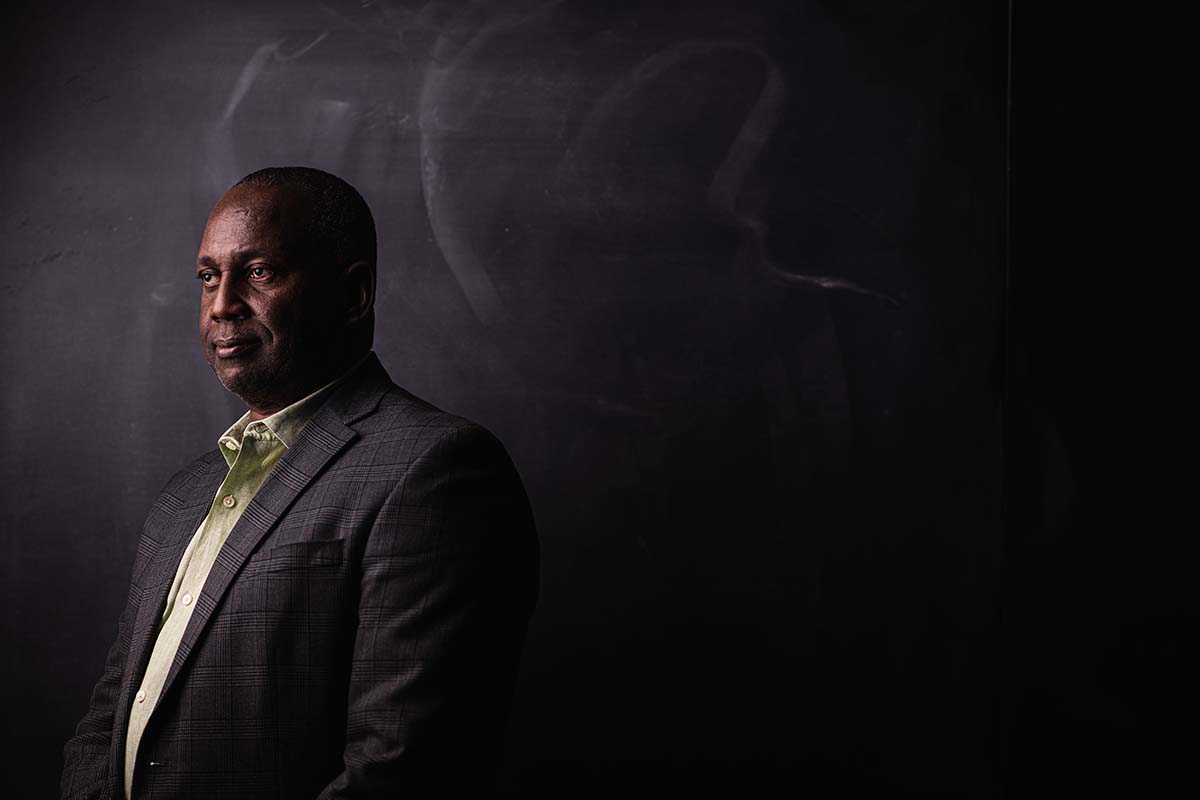 Celebrated Shakespeare scholar continues exploration of race · News ...