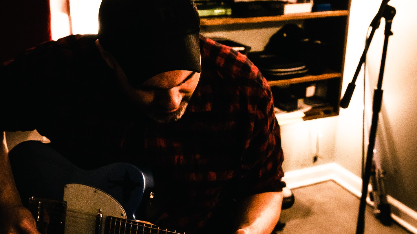 Prof. Alex Brown releases first commercial album · News · Lafayette College