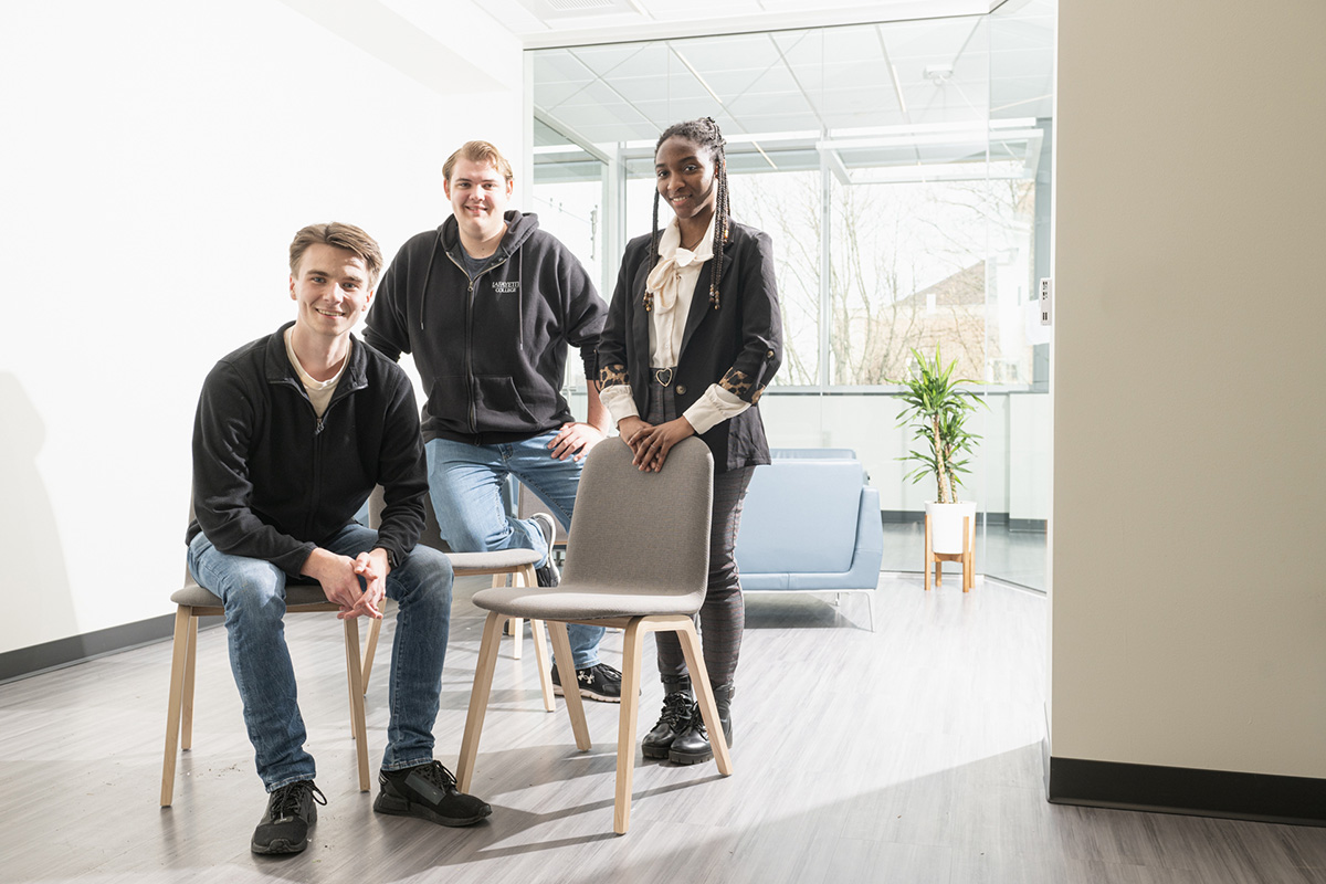 Chemical and biomolecular engineering students recognized at American ...