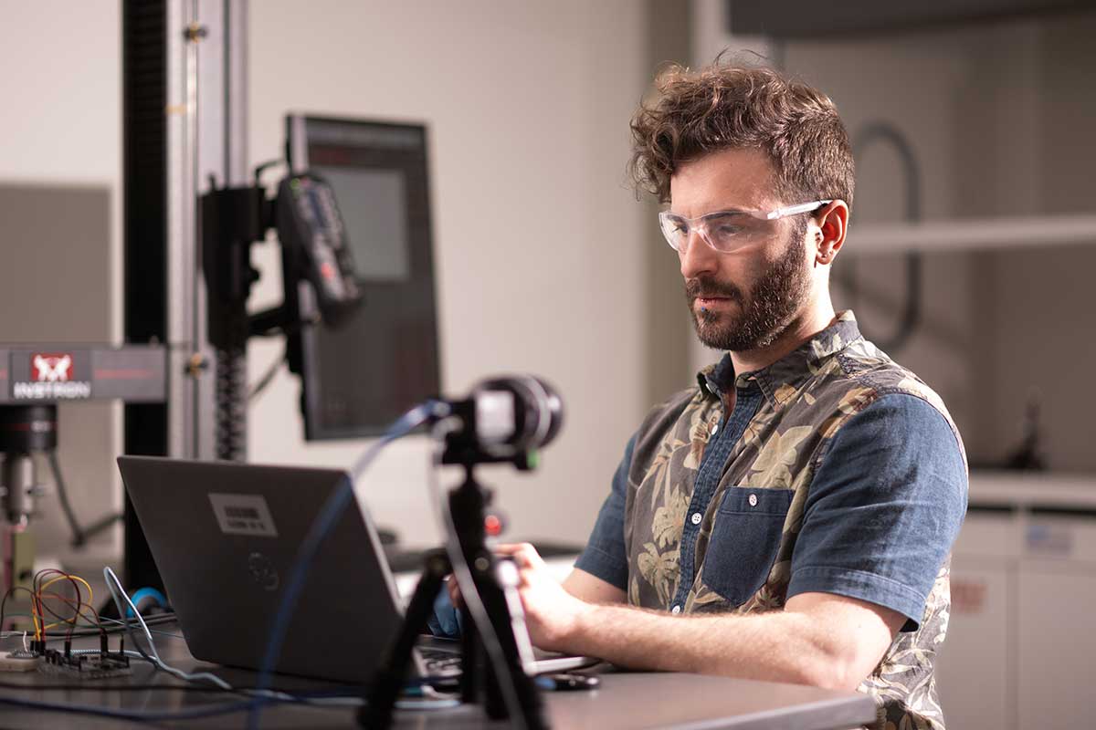 Mechanical engineering Prof. Ryan Rosario earns $200,000 NSF award ...